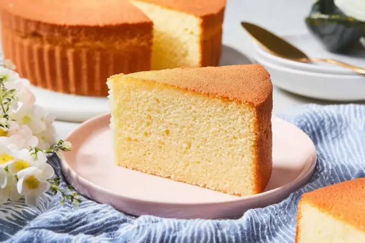 Easy Sponge Cake - Flavor Smile